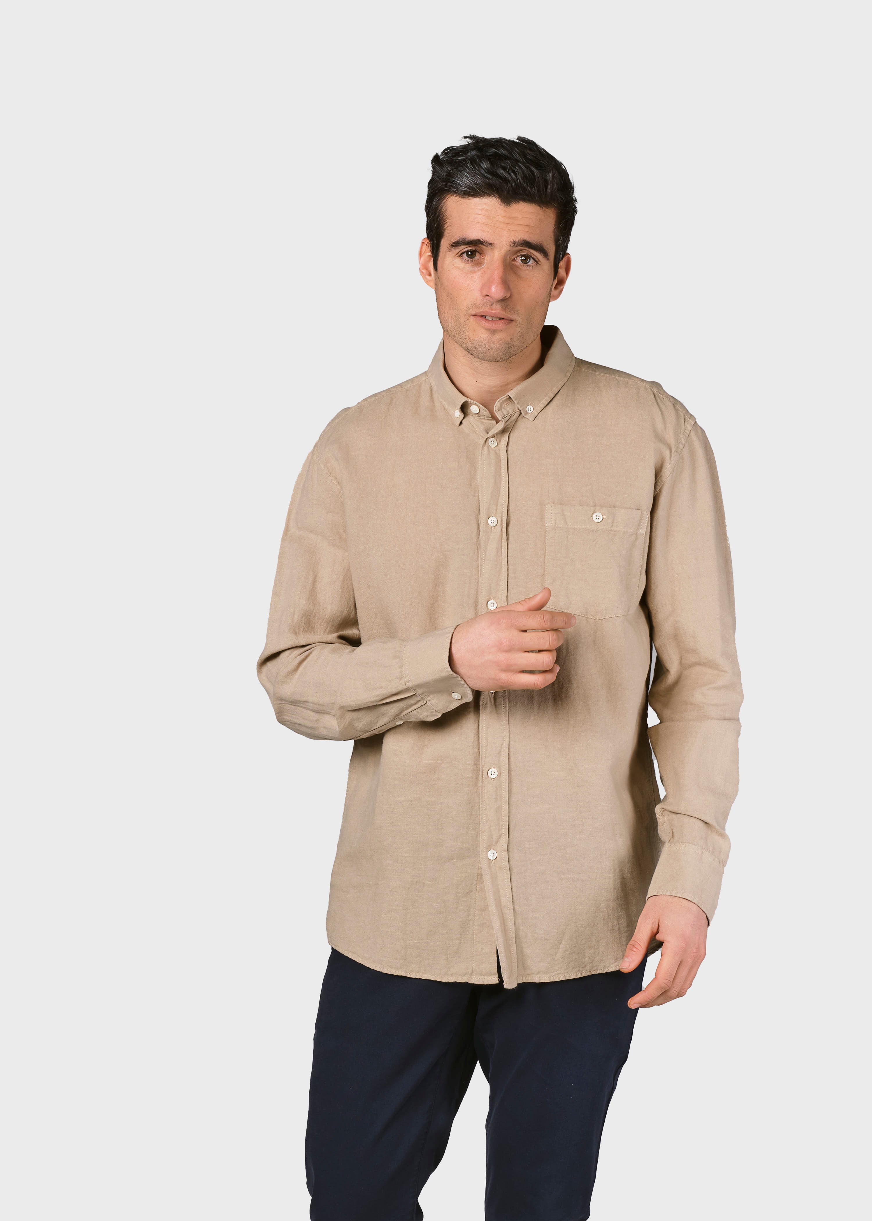 Benjamin linen shirt - Sand – klitmollercollective.com