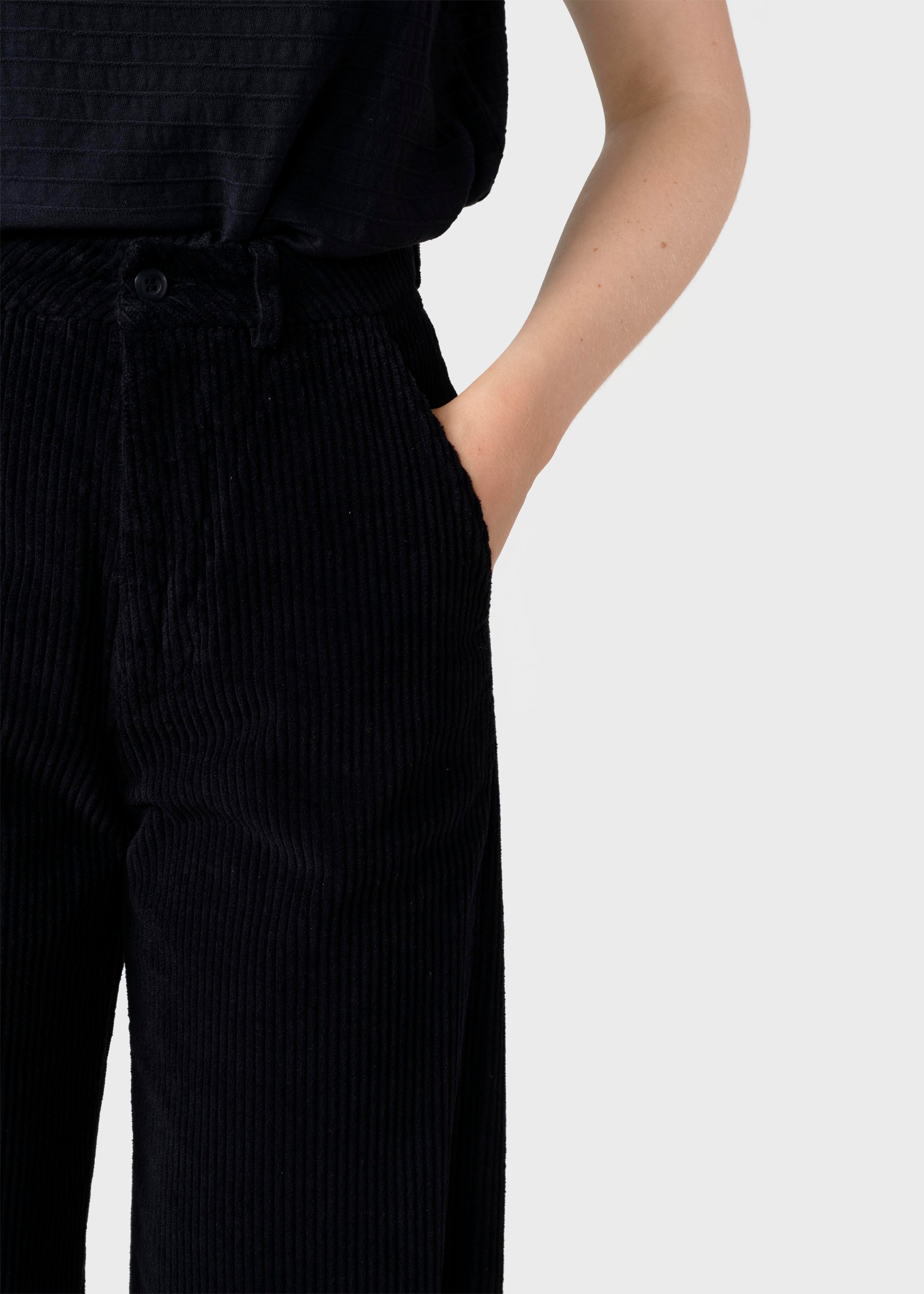 Lydia jumbo corduroy pants - Black – klitmollercollective.com